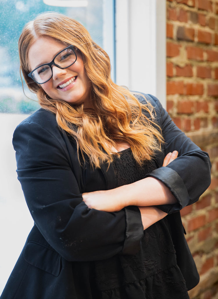 Kari Sesty | Hair Stylist – Hyde Salon